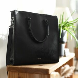 Matt & Nat | Bags | Matt Nat Hilton Vegan Crossbody Black Tote Bag ...